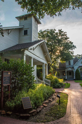 Things To Do in The City of Farmers Branch | Tour Texas