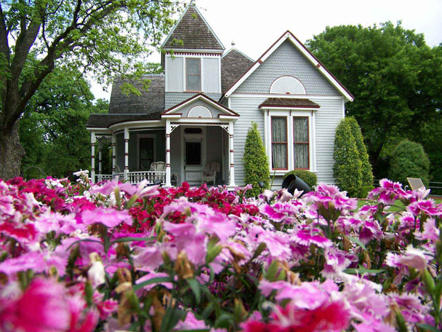 Attractions in The City of Farmers Branch | Tour Texas